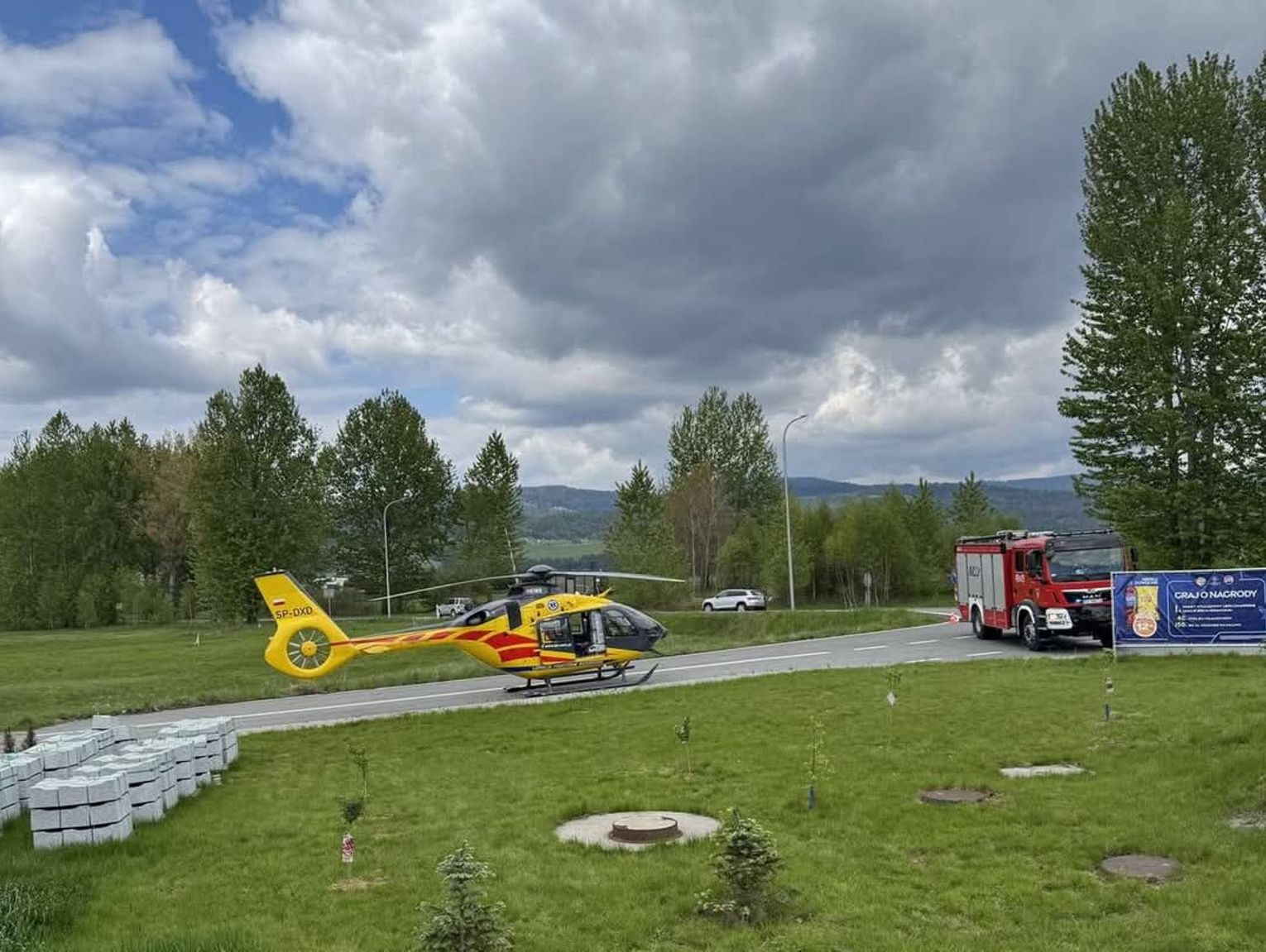 Dramat w Nowym Targu: Spadochroniarz spadł z dużej wysokości! Zginął na miejscu [FOTO]