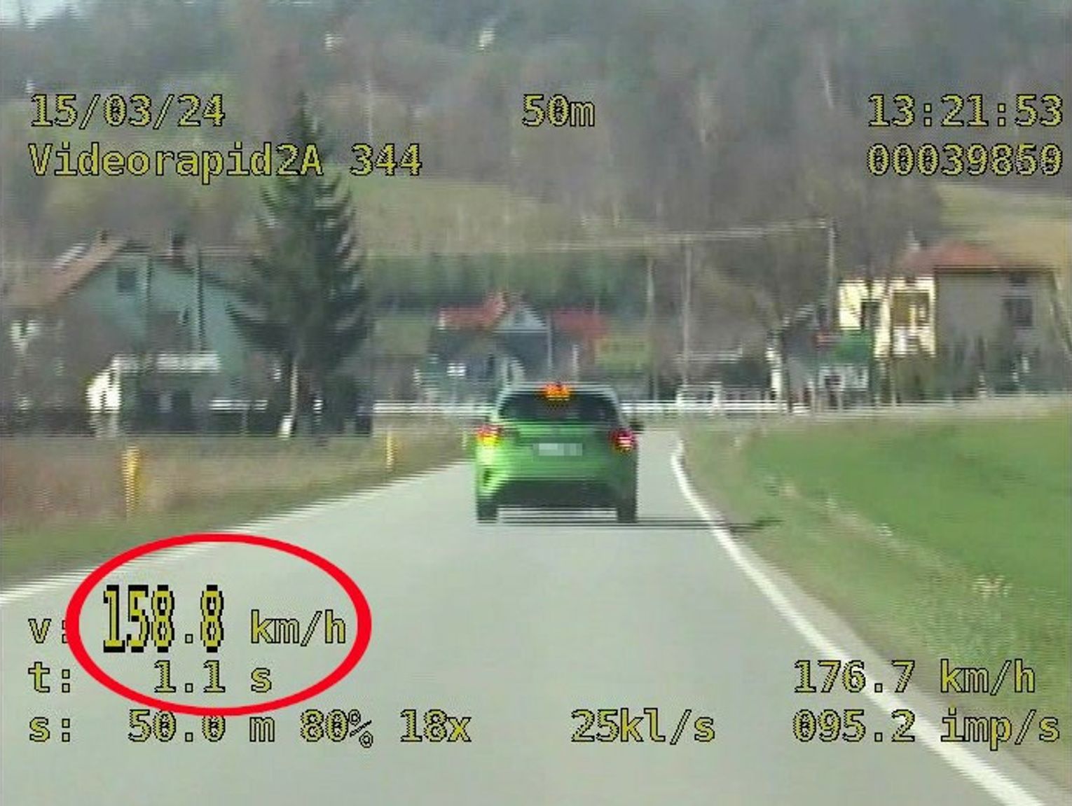 Pirat drogowy pędził w obszarze zabudowanym 158 km/h
