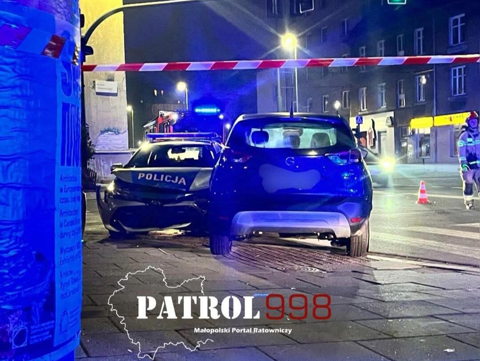 Poważny wypadek w Krakowie. Osobówka zderzyła się z radiowozem Policji ... Poważny wypadek w Krakowie. Osobówka zderzyła się z radiowozem Policji ...