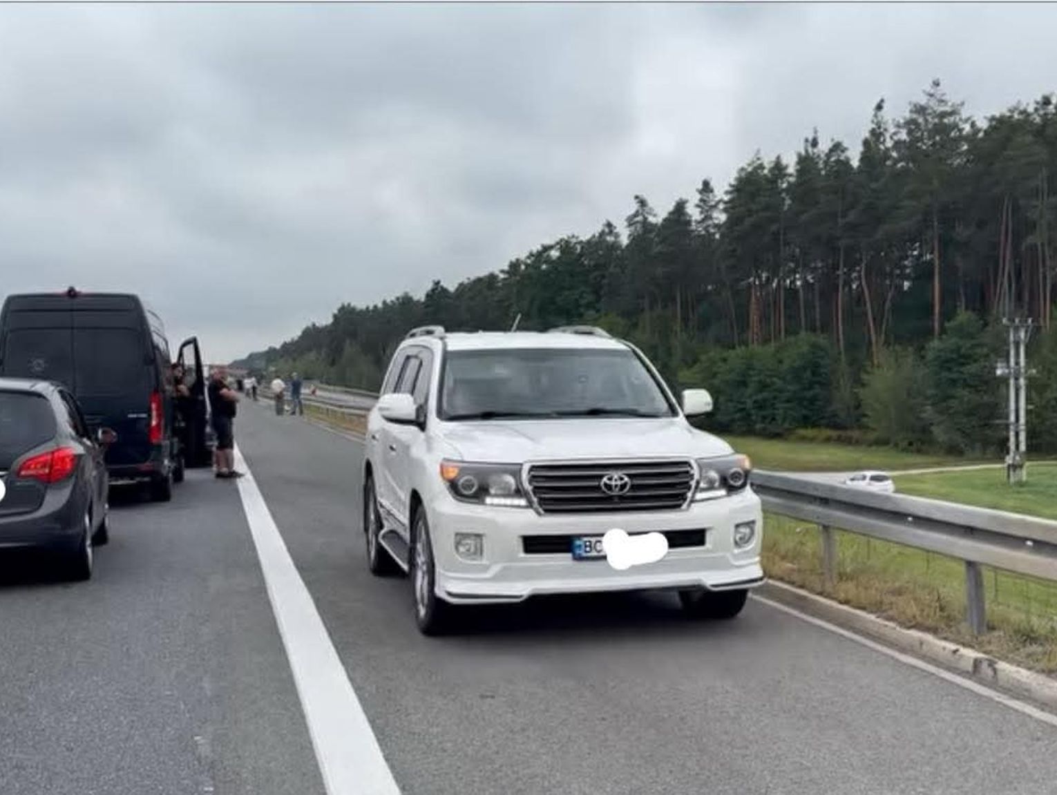 Szok na autostradzie A4. Kierowcy jechali pod prąd, ignorując śmiertelne ryzyko [ZDJĘCIA]