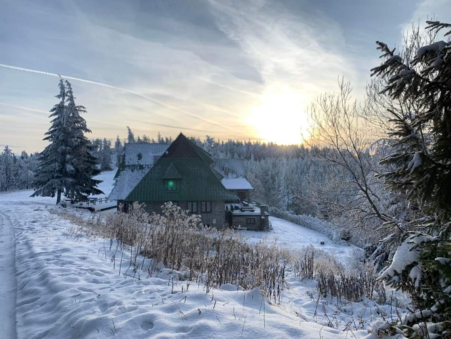 W Beskidzie Sądeckim trwa już piękna zima (GALERIA)