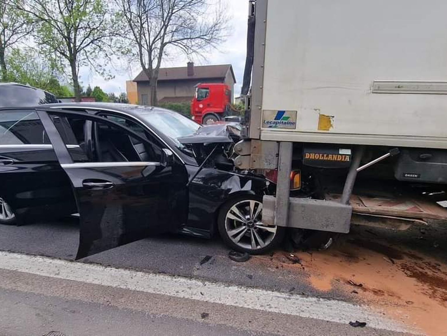 Wypadek na DK-94 w Olkuszu: Poszkodowana jedna osoba